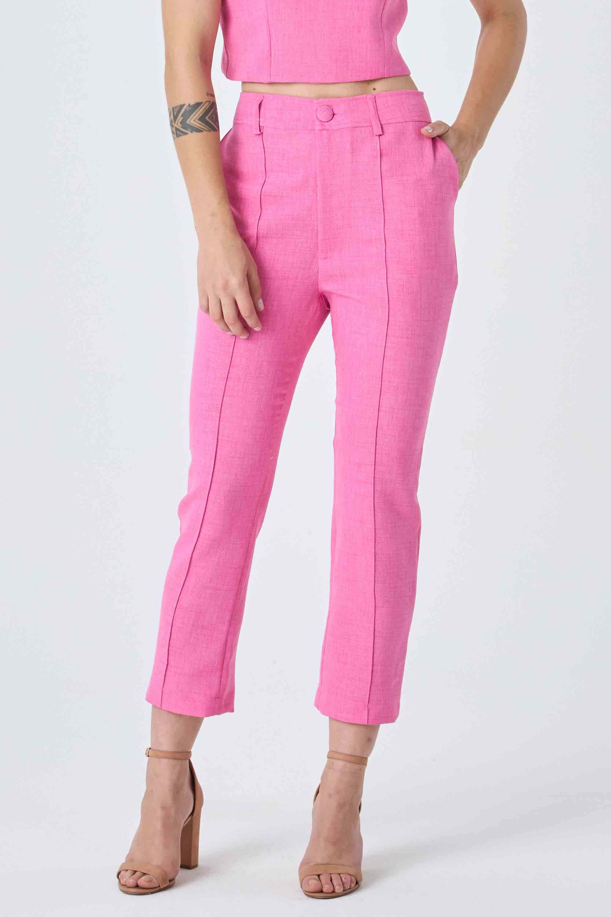 Calça Capri Alfaiataria Social de Tecido Linho Rosa